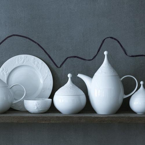 Magic Flute Tea Pot by Bjorn Wiinblad for Rosenthal - Amusespot ...