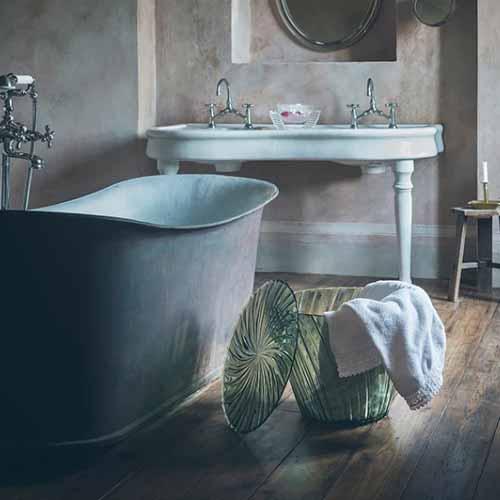 Sparkle Side Table by Tokujin Yoshioka for Kartell - Amusespot - Unique ...